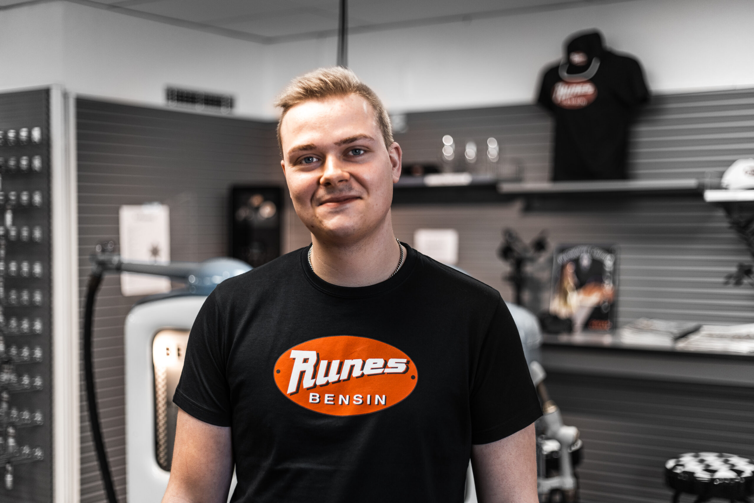 Kontakt - Runes Bensin